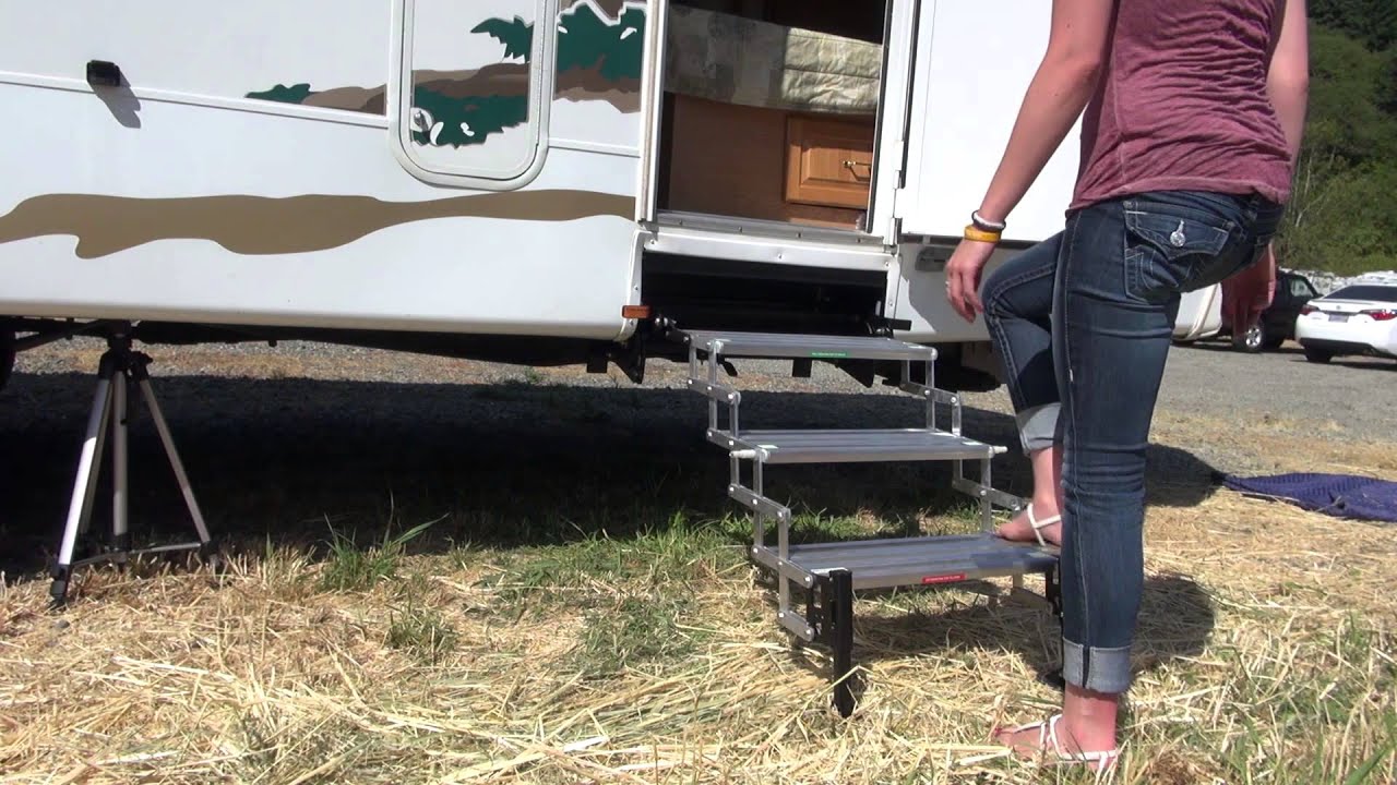 How to use Torklift GlowStep Revolution trailer steps - YouTube