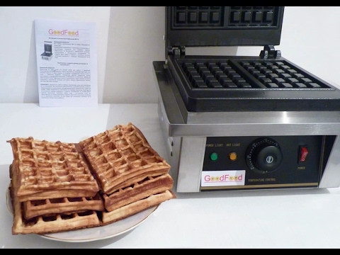 Вафельница бельгийская GoodFood WB-1S (квадратная) в действии - YouTube