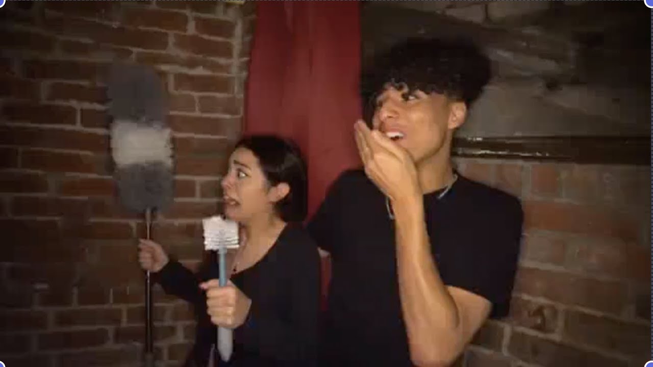 Larray, Nailea Devora, & Mario Selman Screaming In A Haunted House ...
