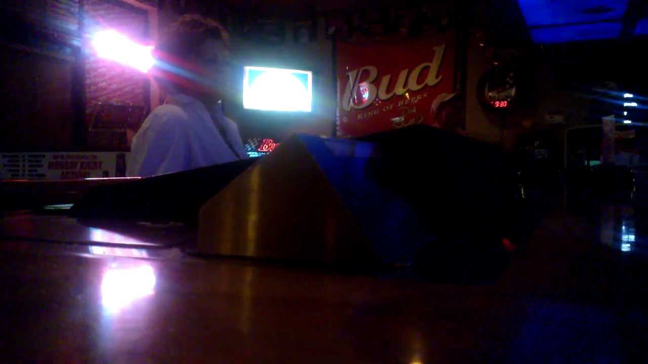 Super Drunk Lady Singing At A Bar Somewhere In Las Vegas NV. - YouTube