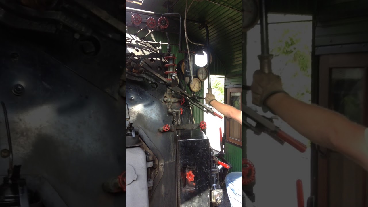 Great Smoky Mountains Railroad #1702 Warning Whistle - YouTube