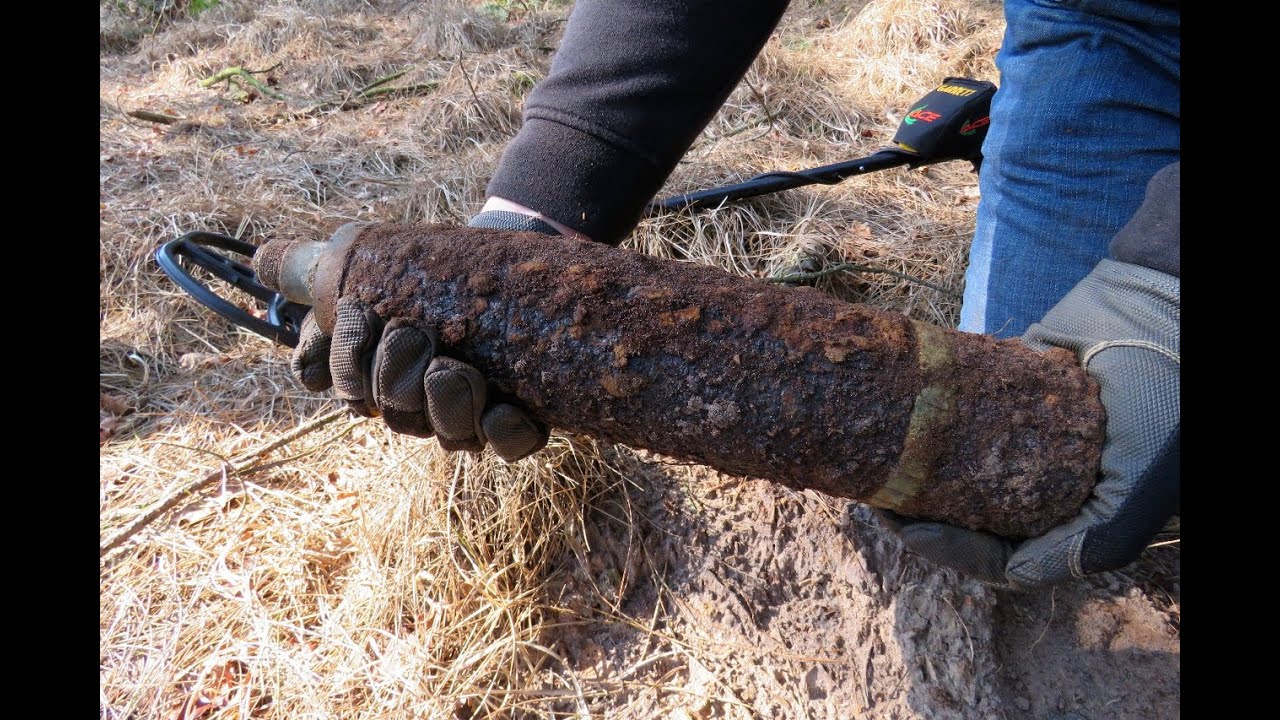 WW2 Metal Detecting - Mortars and grenades - YouTube
