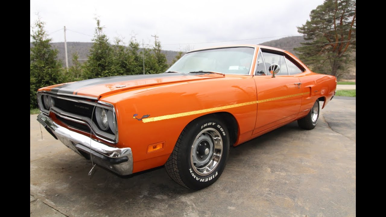 1970 Plymouth Roadrunner 383/4-Speed Hardtop Cold Start and Walk-Around ...