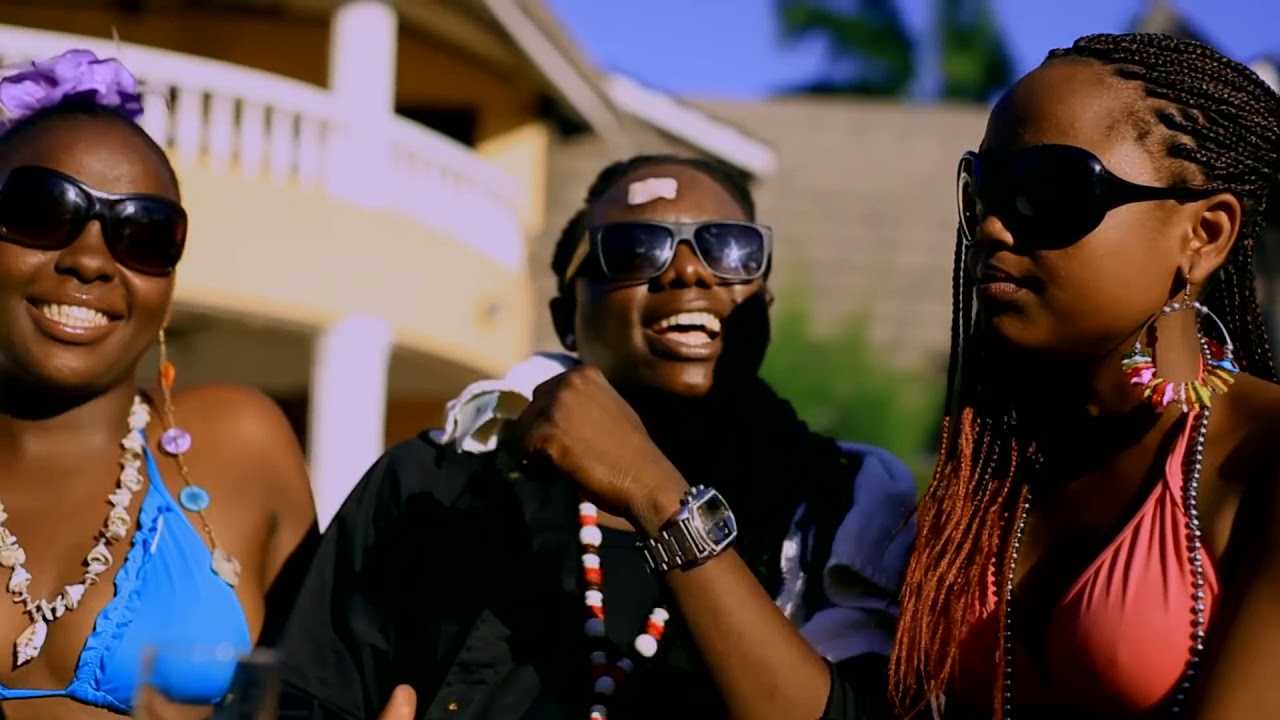 CMB Prezzo - My City My Town ft Cannibal (Official Video) - YouTube