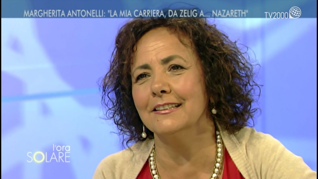 Margherita Antonelli: "La mia carriera, da Zelig a... Nazareth" - YouTube