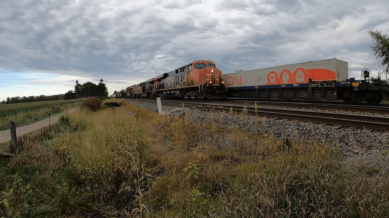 Doubleheader! Train meet! 7 Trains in Lansdowne and at Kidd road! - YouTube
