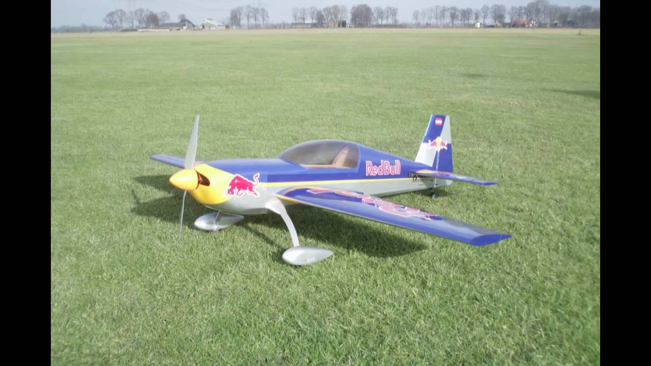 RC FLITEWORK EXTRA 300 LP - YouTube