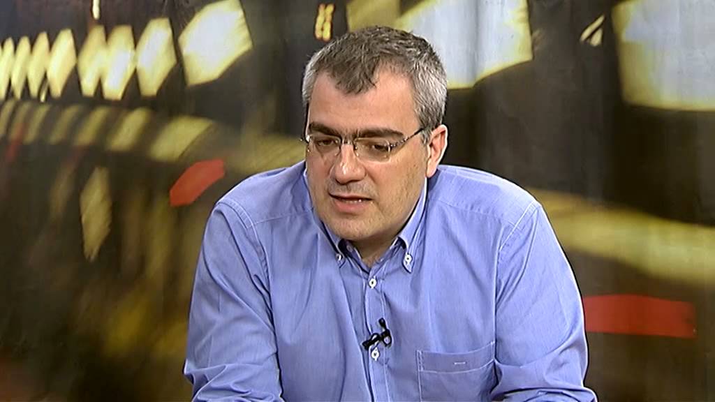 Ο ΚΩΣΤΑΣ ΠΑΠΑΔΑΚΗΣ ΥΠΟΨΗΦΙΟΣ ΕΥΡΩΒΟΥΛΕΥΤΗΣ ΚΚΕ ΣΤΟΝ 902.GR - YouTube