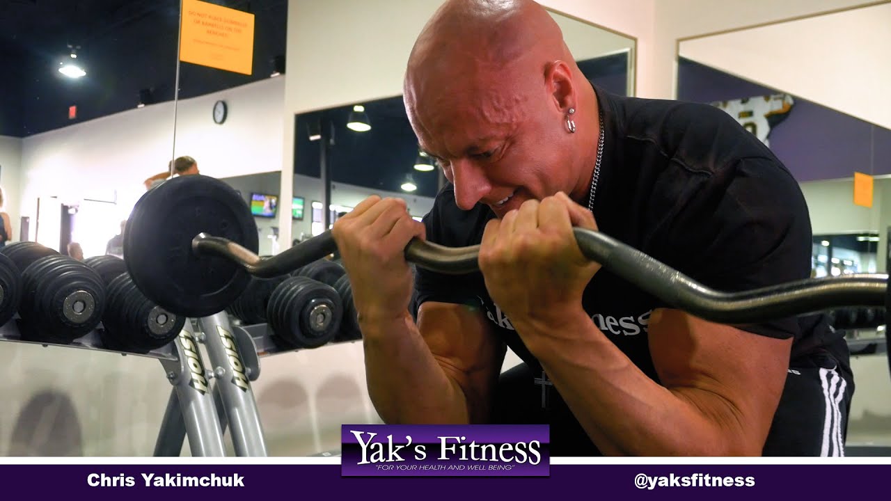 21 Inch Arms at Yaks Fitness Bicep Curls - YouTube