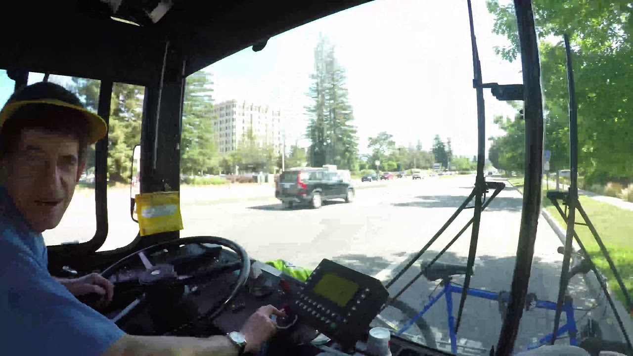 Russian bus driver Yevgeniy Lysyy - YouTube