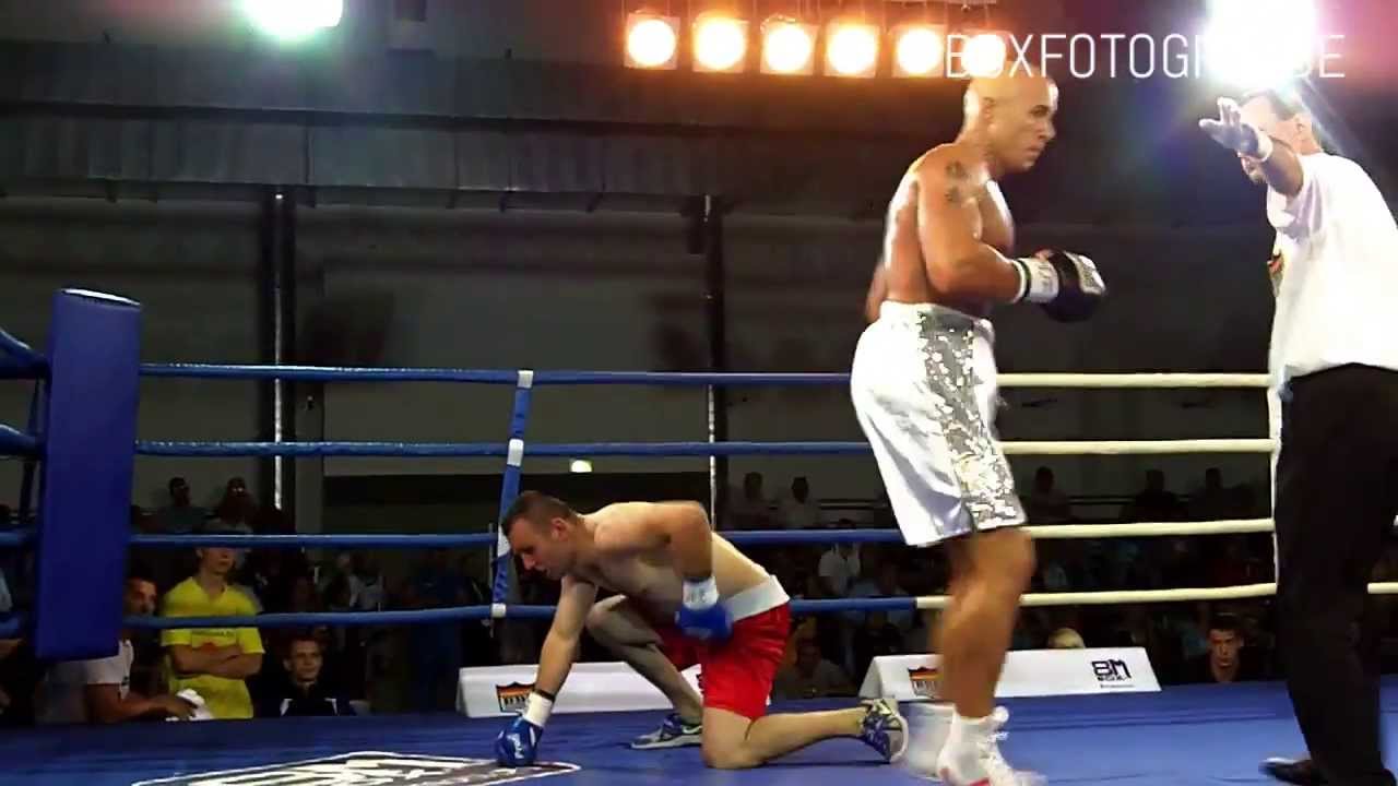 Benjamin Simon vs Aleksandar Jankovic - YouTube