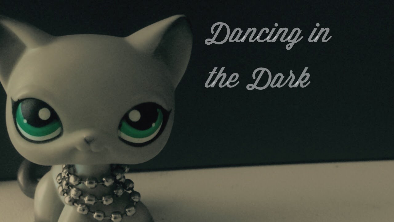 LPS - Dancing In The Dark MV (Flashing Lights!) - YouTube