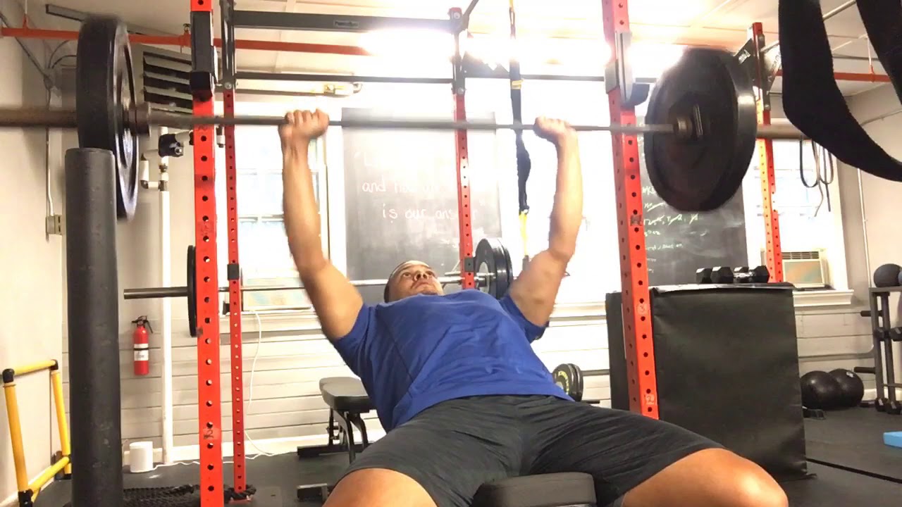 Incline BB bench press - YouTube