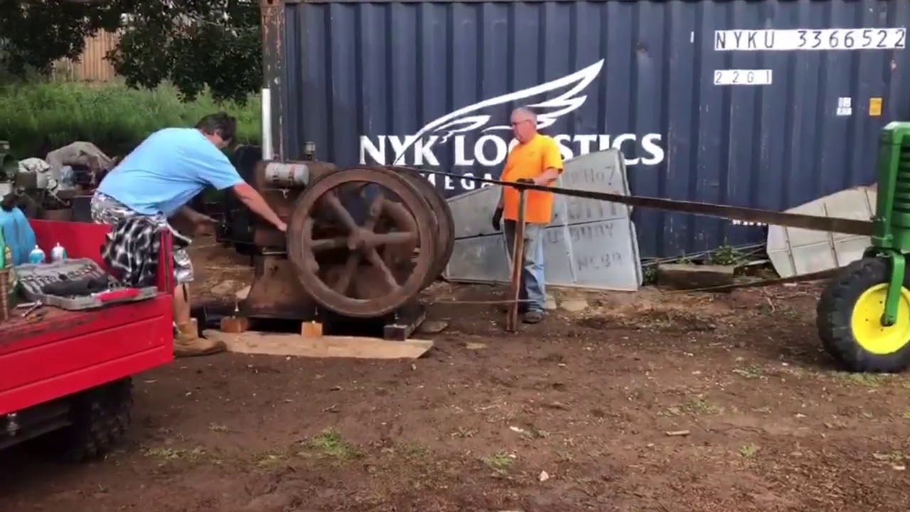 12hp Bull dog oil engine first start in 60 years with johndeere B ...