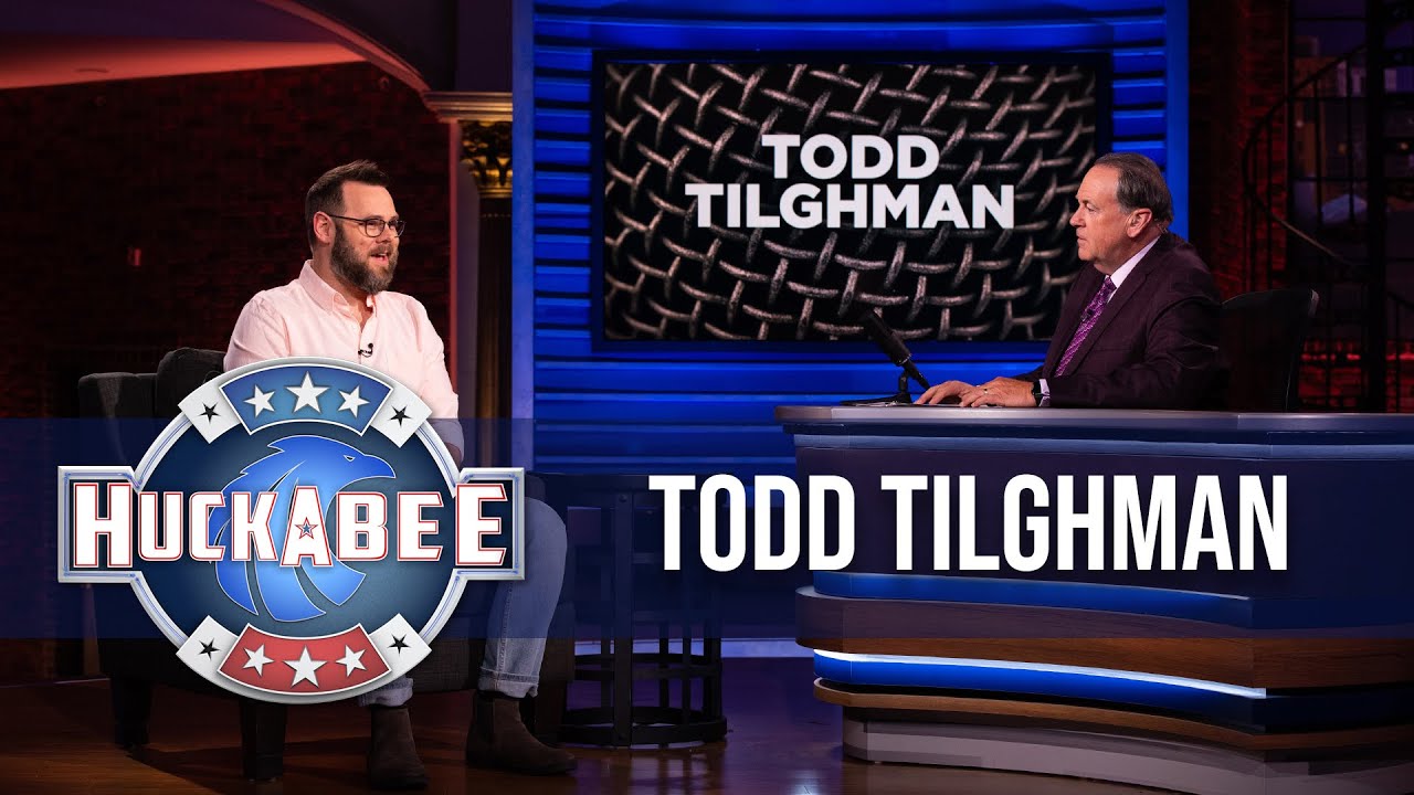 Winner Of THE VOICE Todd Tilghman | Jukebox | Huckabee - YouTube