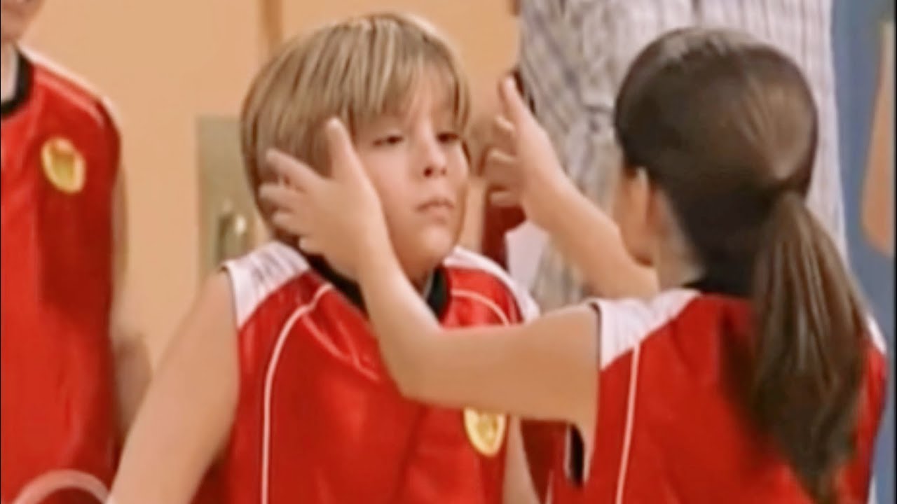Zacks First Kiss | The Suite Life Of Zack And Cody | - YouTube