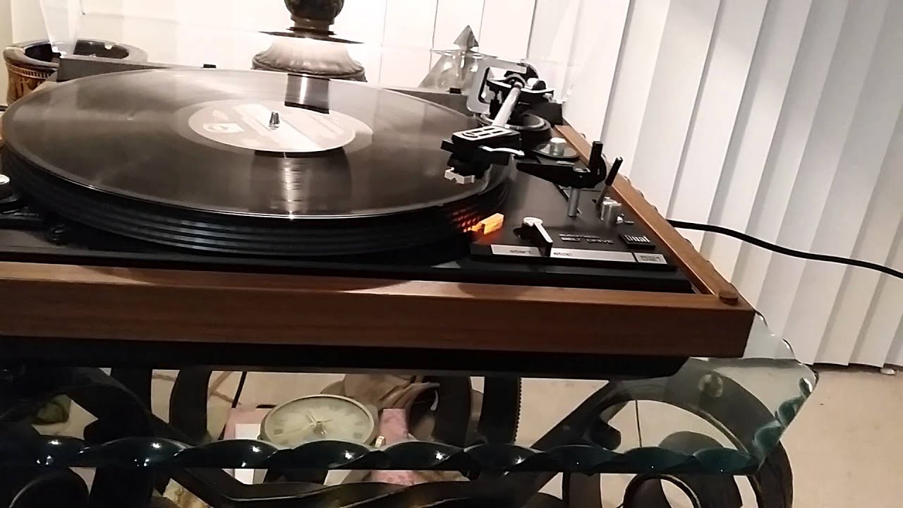 Dual 521 turntable - YouTube