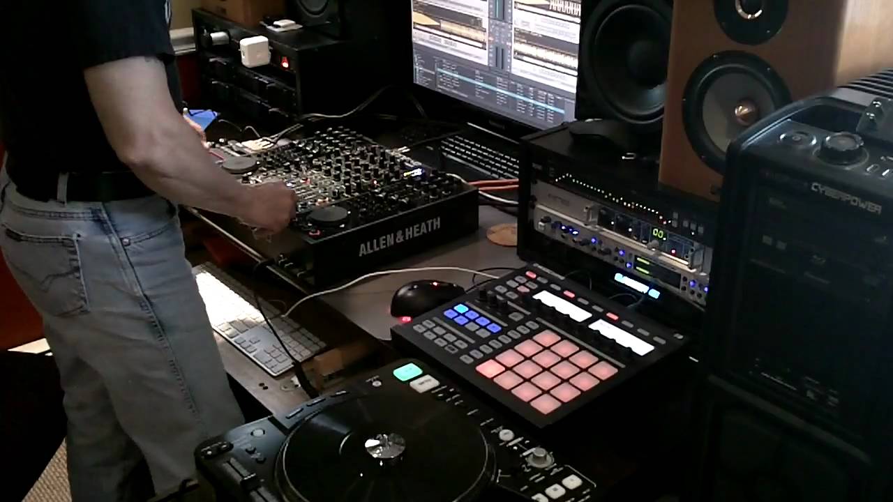 Allen&Heath xone 4d new set up and I love it - YouTube