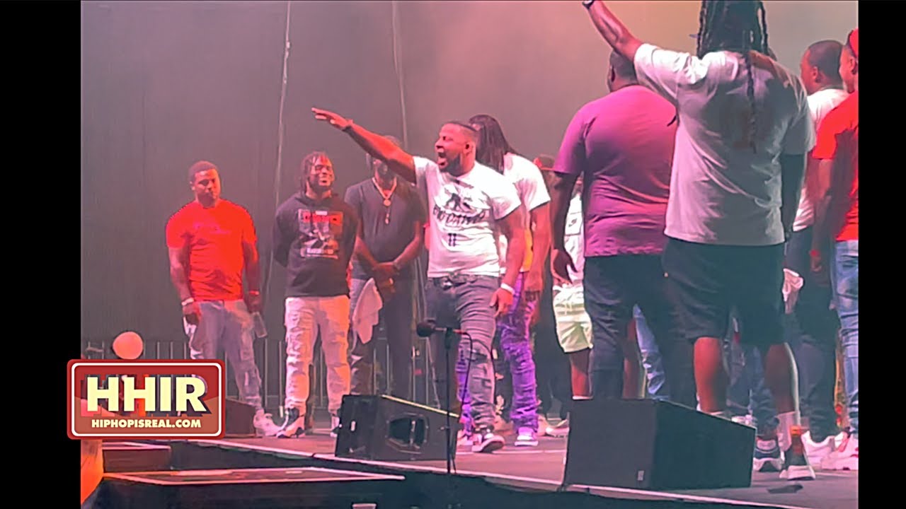 LU CASTRO VS ARSONAL SM11 (LU CASTRO ROCKING SM11 CROWD) - YouTube