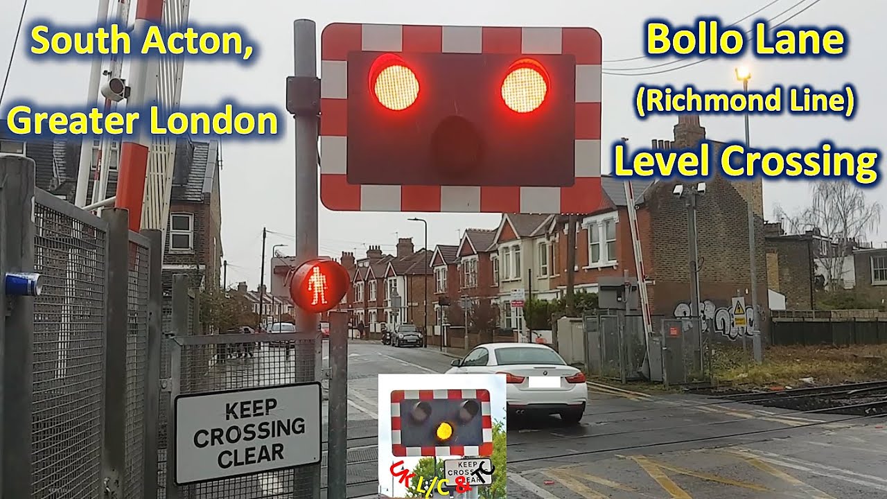 Bollo Lane (Richmond Line) Level Crossing, South Acton, Greater London ...