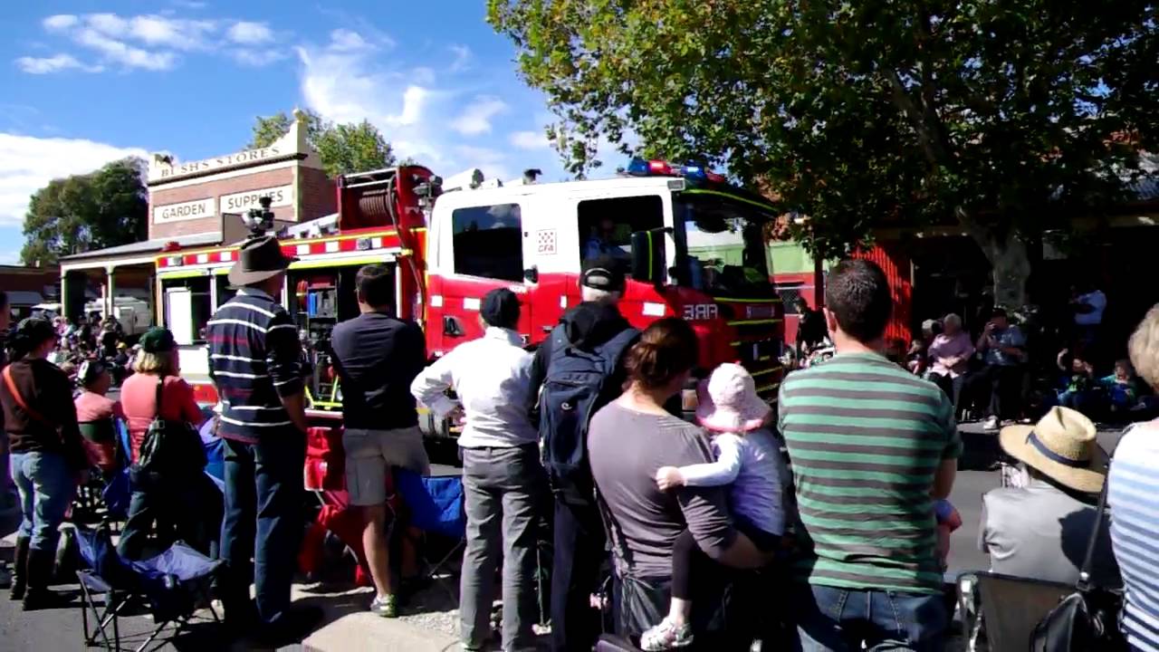 Bendigo Pumper 1 - YouTube