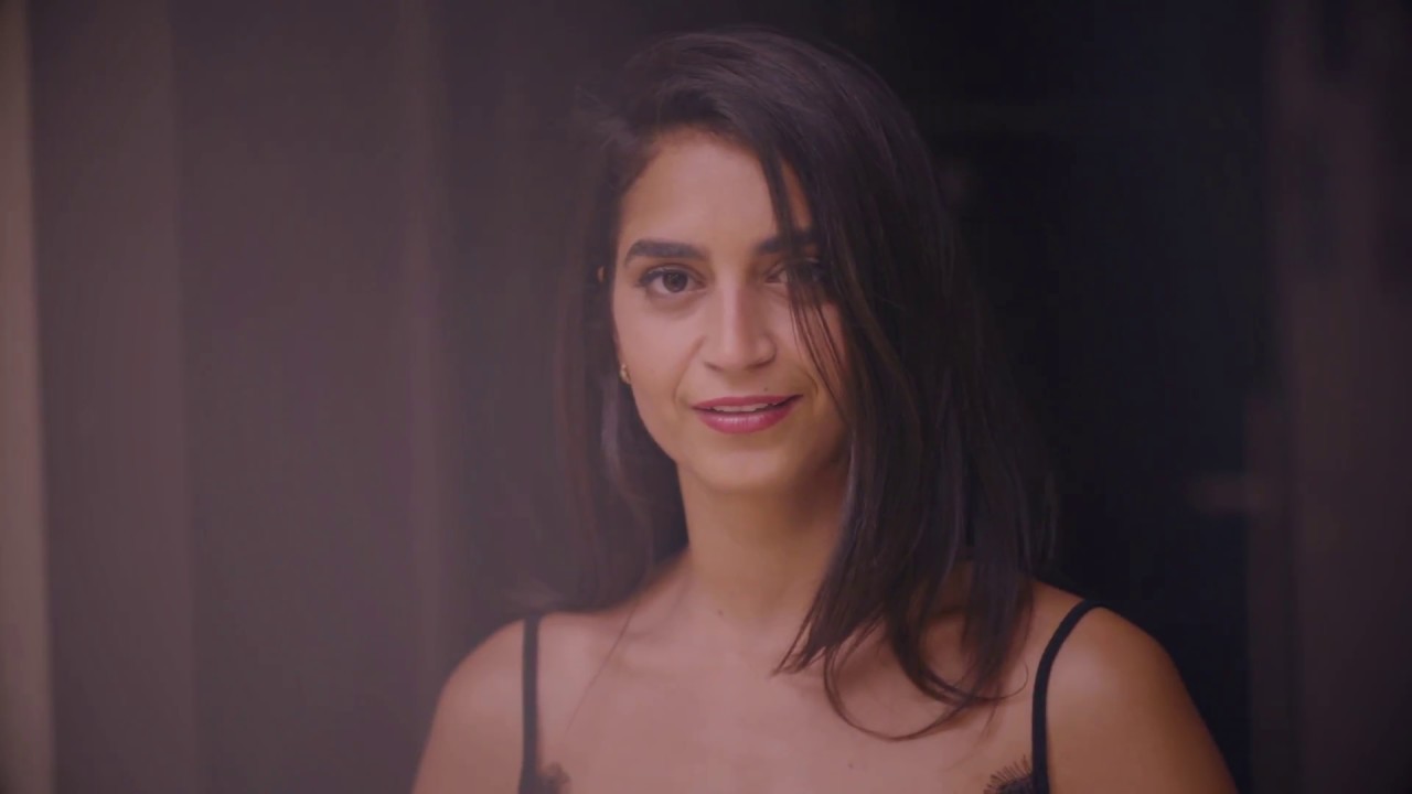 עדי אברהמי - היי, ברוך הבא (הקליפ הרשמי) | Adi Avrahami - Welcome - YouTube