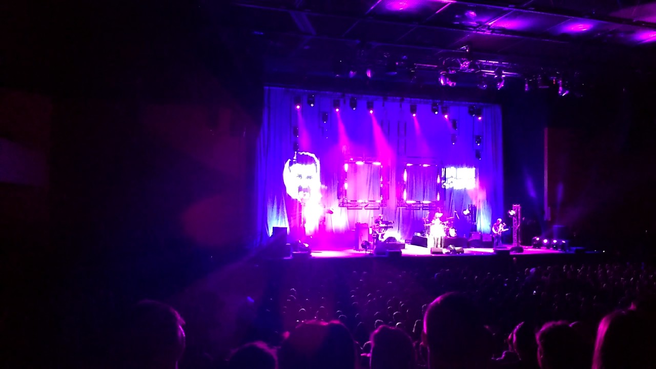 Ricky Gervais - Don't Make Fun of the Disabled - YouTube