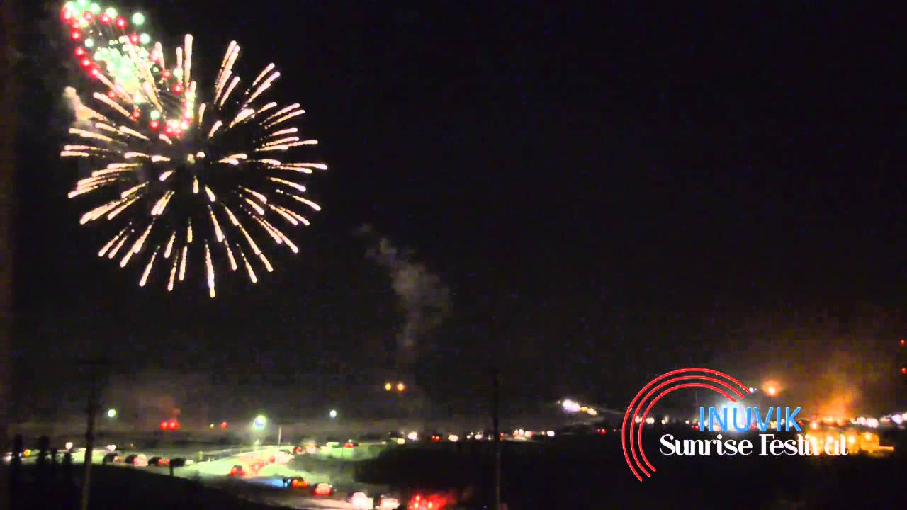 2014 Inuvik Sunrise Festival - Time Lapse Fireworks - YouTube