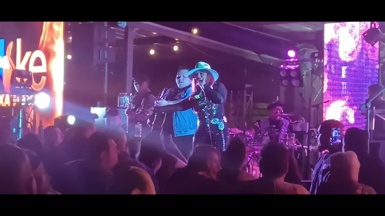 Elida Reyna y Avante at The Smoke Bar in San Antonio, TX. 27 Apr 2023 ...