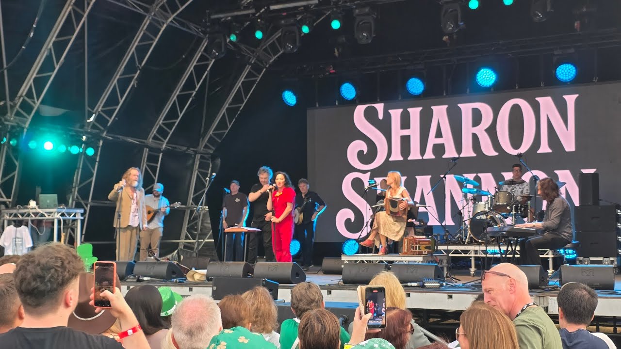 Sharon Shannon Big Band - Jigs and Reels - 25/8/25 - YouTube
