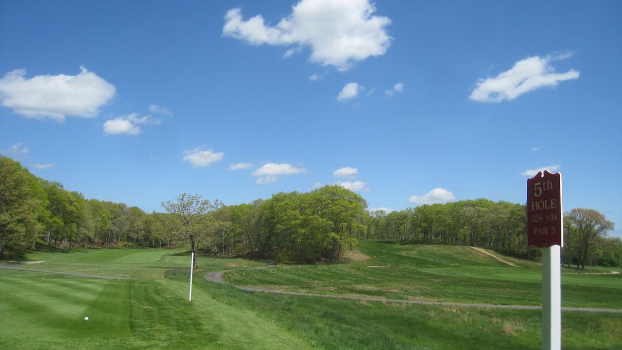 Bethpage Red golfcourse,저하늘 구름따라/바람부는 저들길/날이새면 물새들이/청춘을 돌려다오/비오는 낙동강에 ...