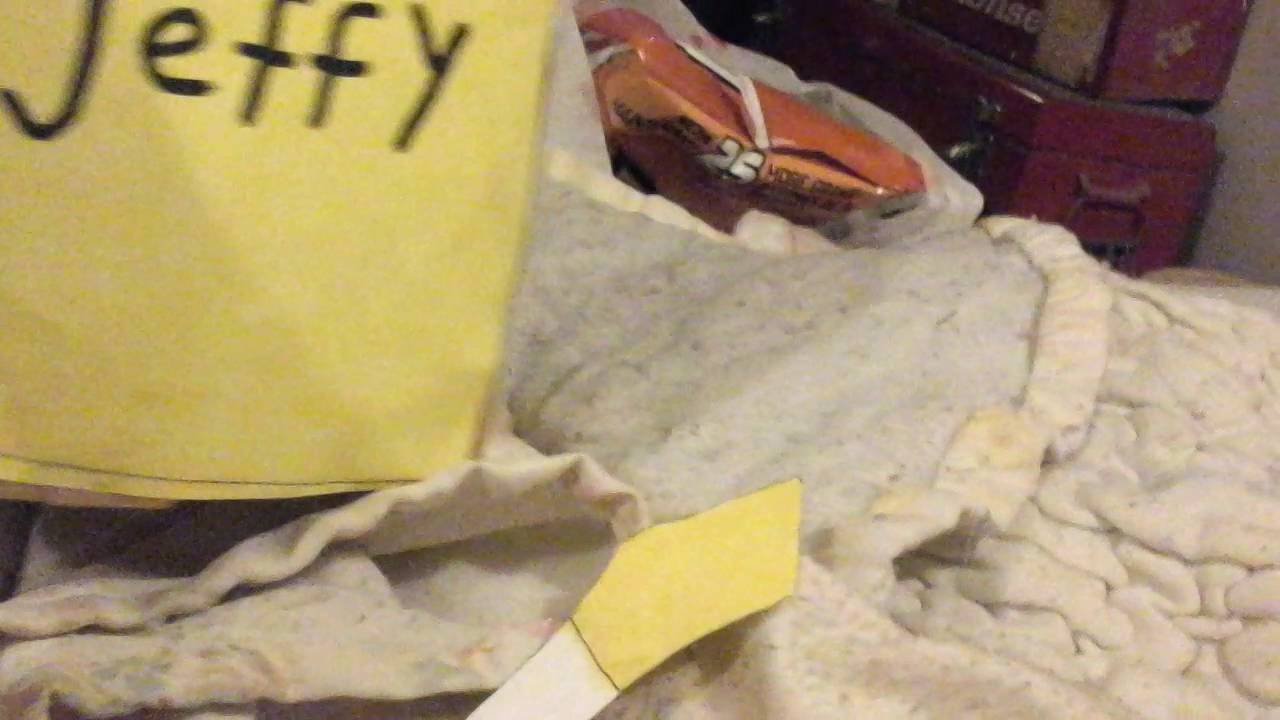 Hand made super mario Logan jeffy puppet is paper - YouTube