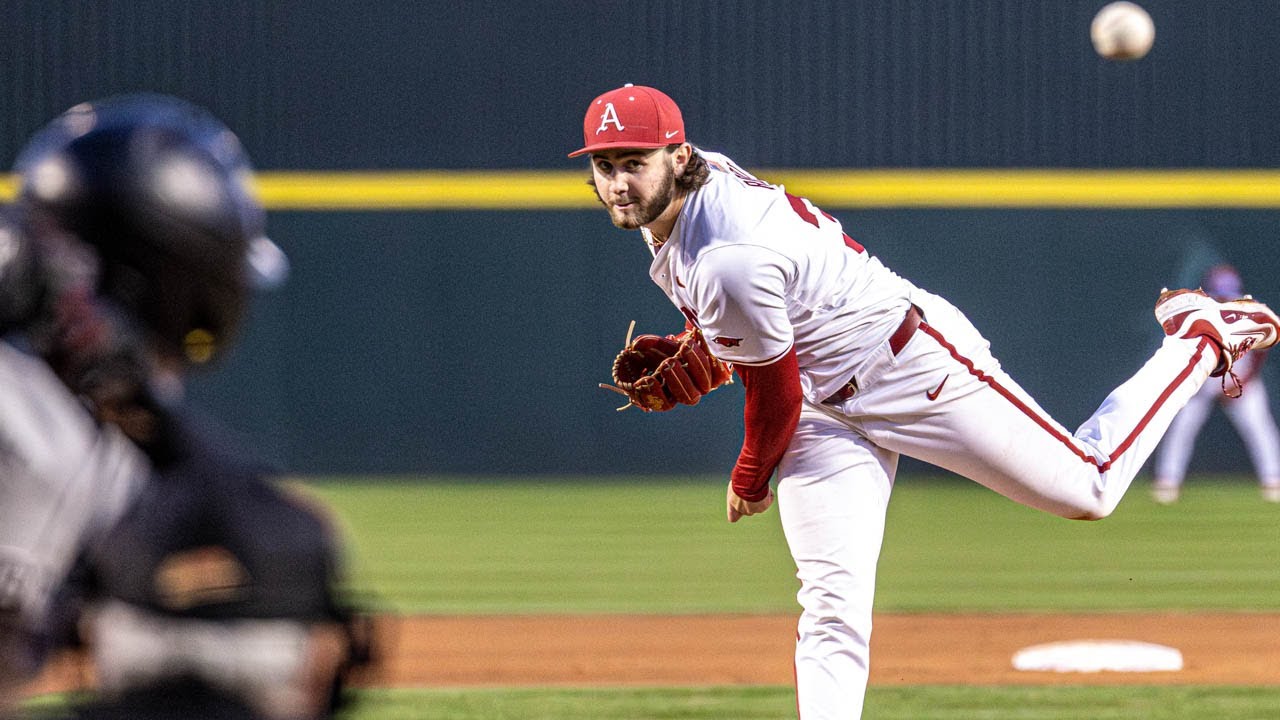 Razorbacks Charles Davalan, pitcher Zach Root after dominating ...