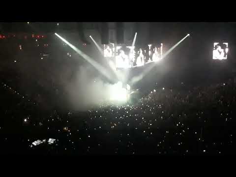 Příchod do O2 Areny + Calin & Viktor Sheen – Benz - CALIN & VIKTOR ...