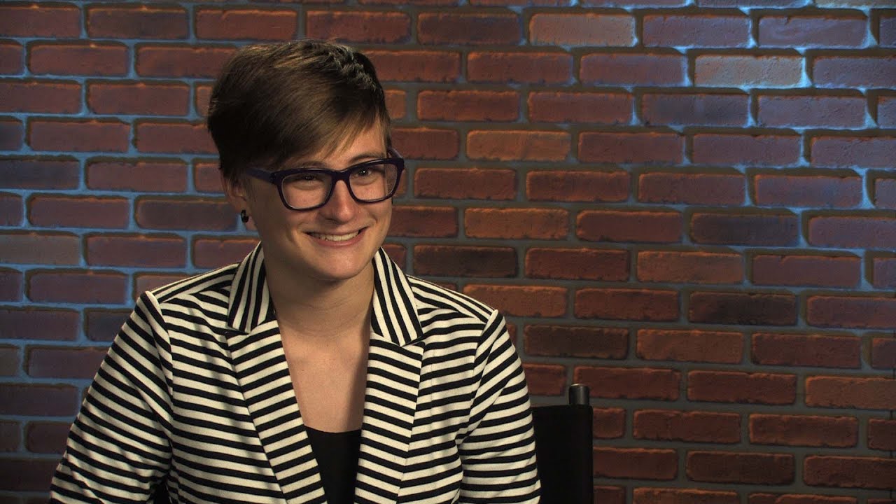 Bailey Piechota - Artist of the Week - YouTube