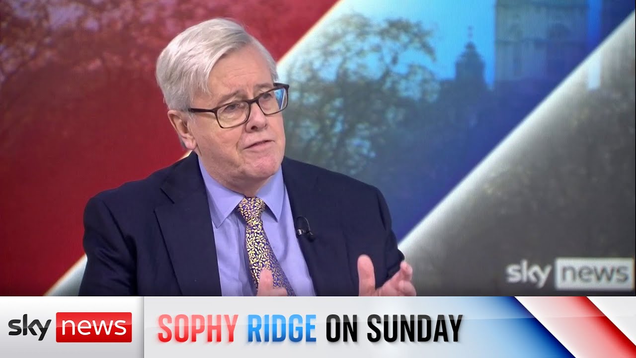 Cost of living: Customers 'trying to alleviate impact of rising food ...