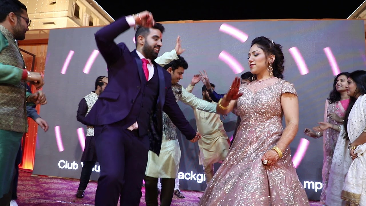 Indian Punjabi Wedding Dance - YouTube