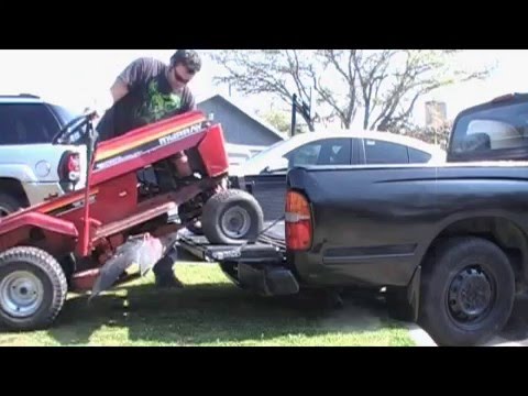 Scrap Yard 12Hp Murray Lawn Tractor - YouTube