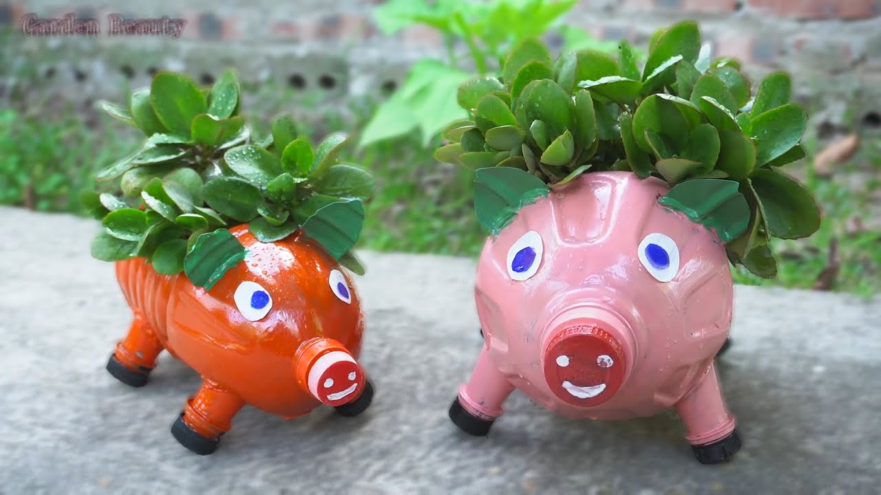 How to recycle plastic bottles into cute pig shaped flower pots for the ...
