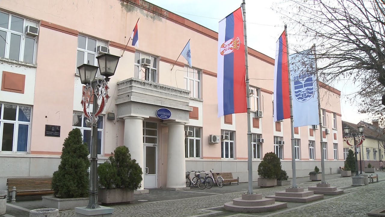 Novogodisnji intervju predsednik opstine Kladovo - YouTube