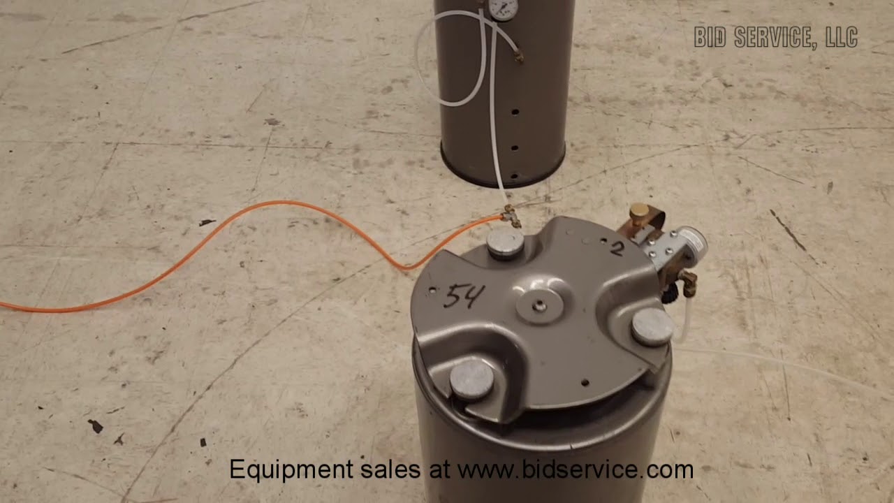 Newport and Thor Labs Optical Tables #61205 - YouTube