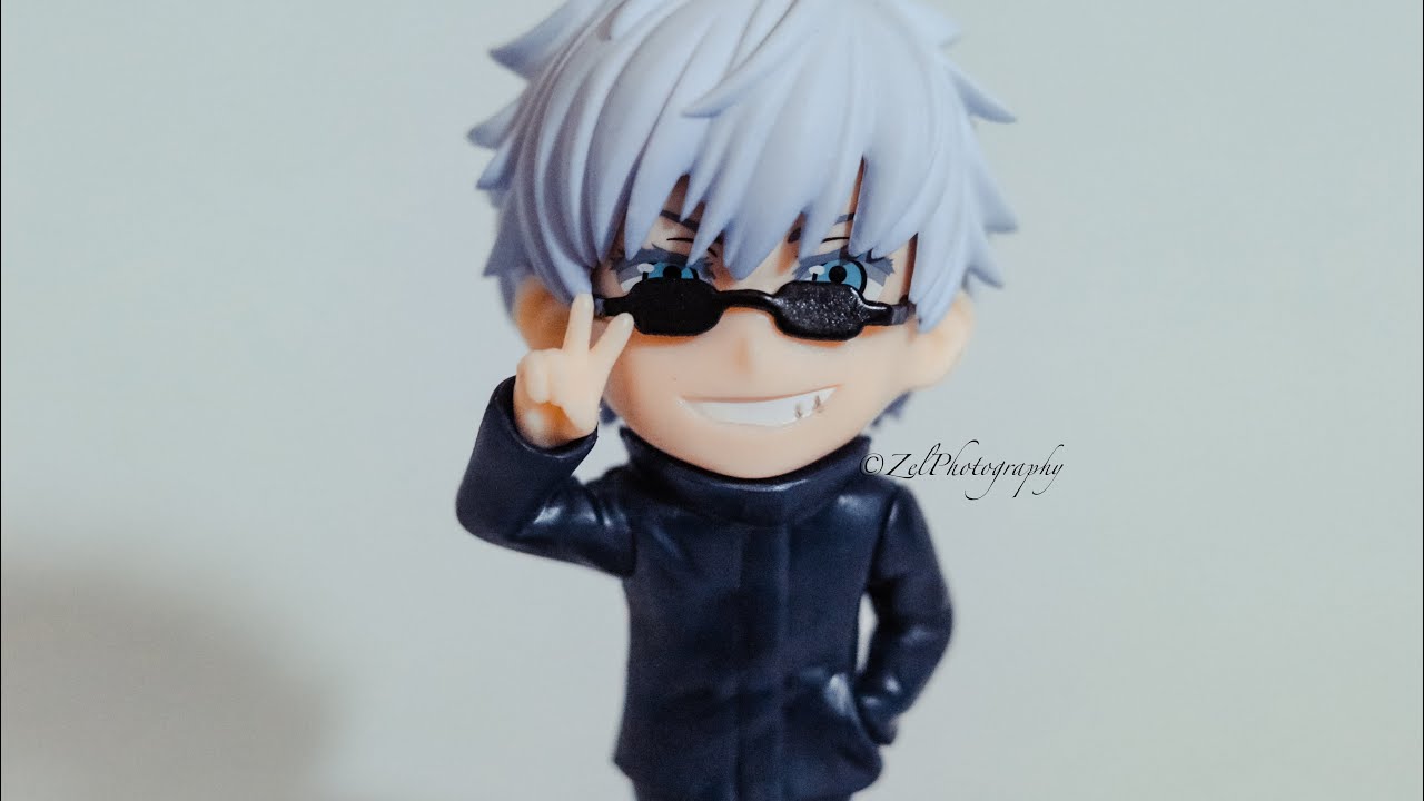 Deformed figure Gojo Satoru - YouTube