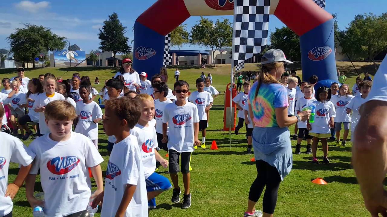 JES Ultra Fun Run(1) - YouTube