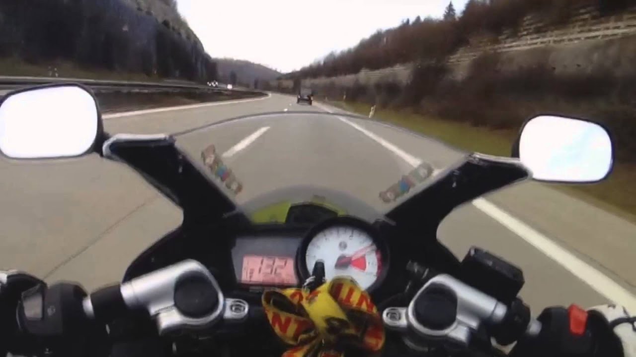 Yamaha YZF R125 Top Speed | The Beginning | GoPro Hero 2 - YouTube