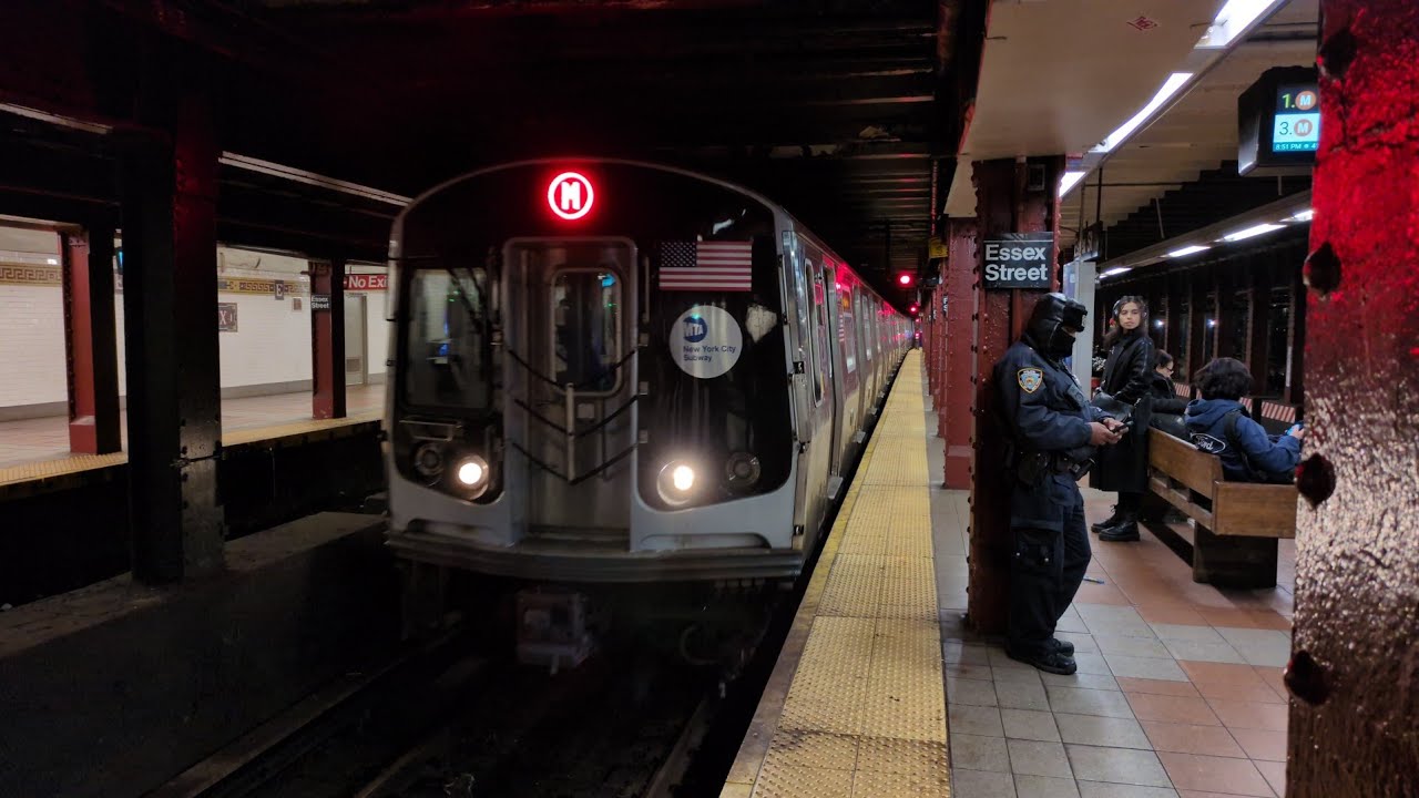 NYC Subway: R179 M Train Turning at Essex St - YouTube