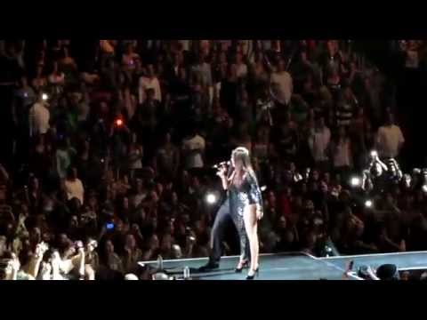 Pitbull (with SEXY NAYER!)