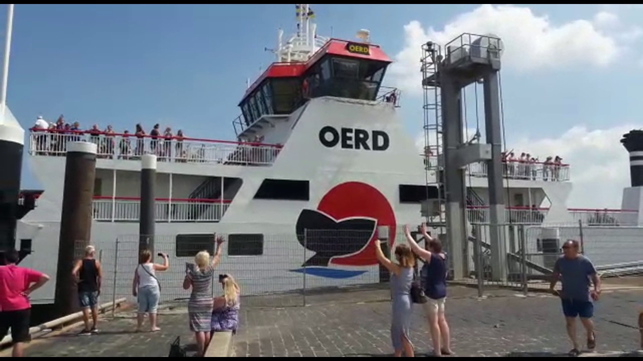 MET DE BOOT NAAR AMELAND!-AMELAND VLOG #1 - YouTube