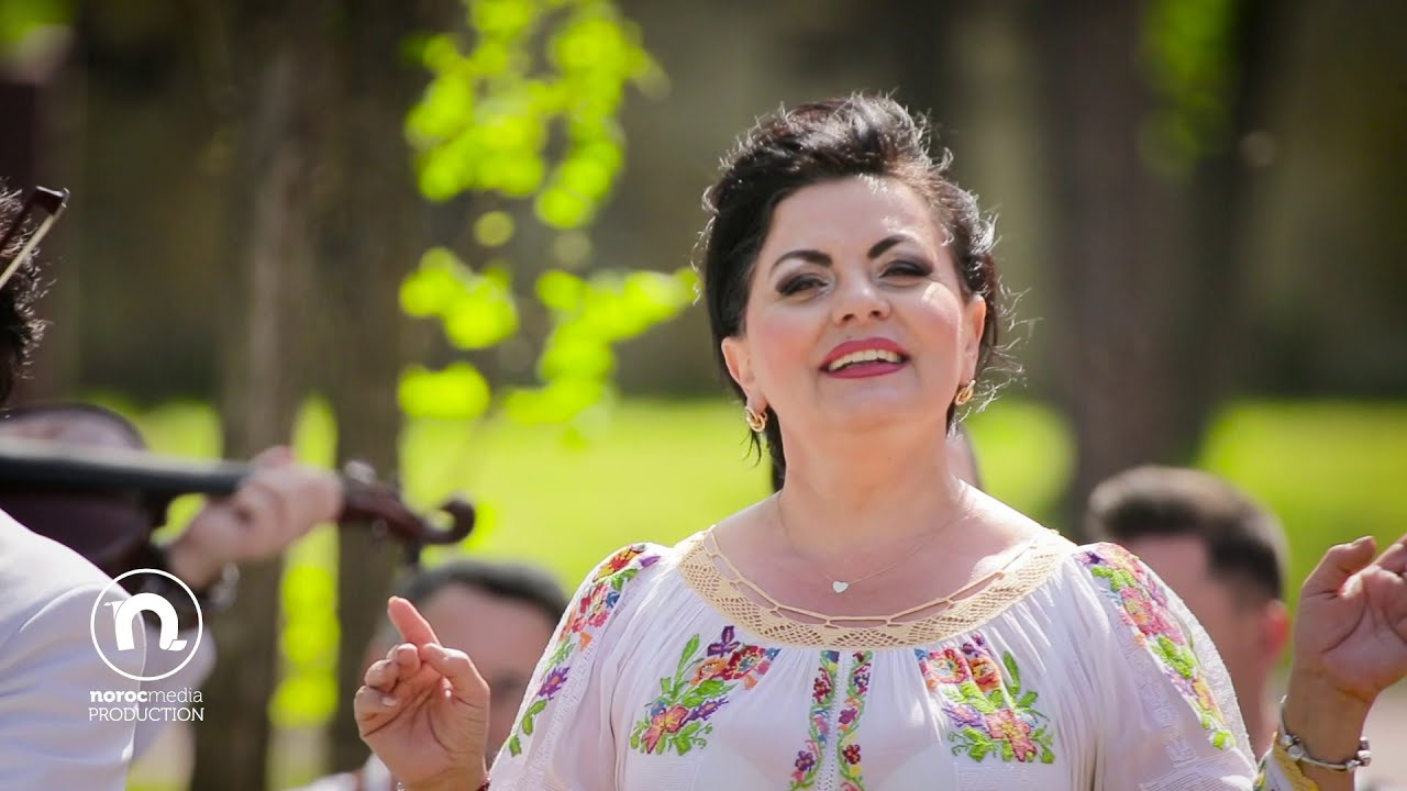 Maria Ghinea si Lautarii lui Botgros - In dragostea tineretii - YouTube