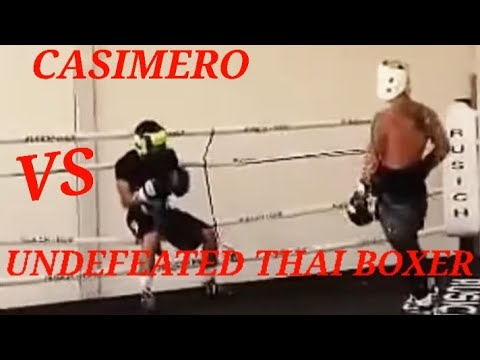 QUADRO ALAS SPARRING VS THAI BOXER YODSANAN 3-K BATTERY - YouTube