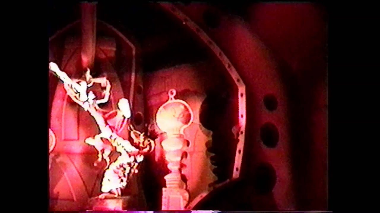 Disneyland Roger Rabbit's Cartoon Spin 2001 - YouTube